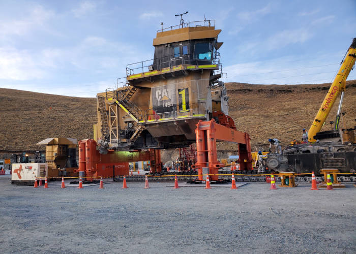 Sistema de elevación de palas mineras